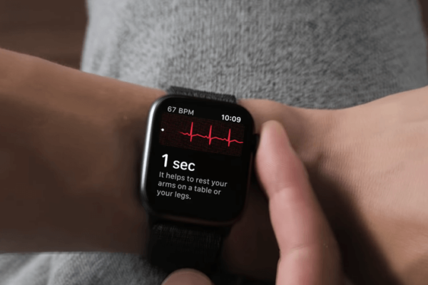 教你啟用Apple Watch心電圖(ECG)補助功能，加快提高檢測心律數據 - 瘋先生
