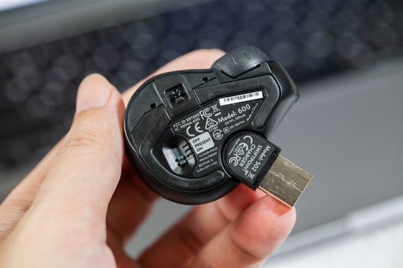 迷你二合一筆握式滑鼠簡報神器 TracPoint、ProPoint 開箱 - 瘋先生