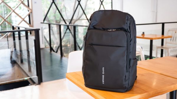 多功能科技背包NAYO SMART 開箱，生活、出差、旅行都適合 - 瘋先生