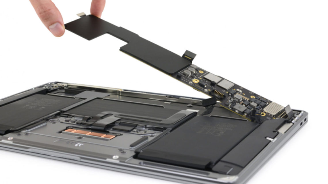 iFixit 拆解 M1 款 MacBook 總結：沒變化、難修、無法更換 - 瘋先生