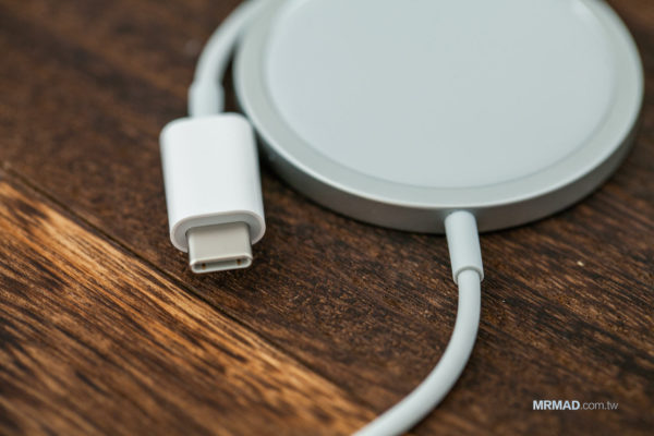 MagSafe 開箱評測：無線充電超方便，告訴你值不值得買 - 瘋先生