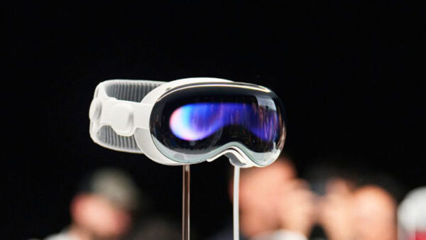 Apple Vision Pro 值得買嗎？開發團隊建議等到第 4 代才入手 - 瘋先生