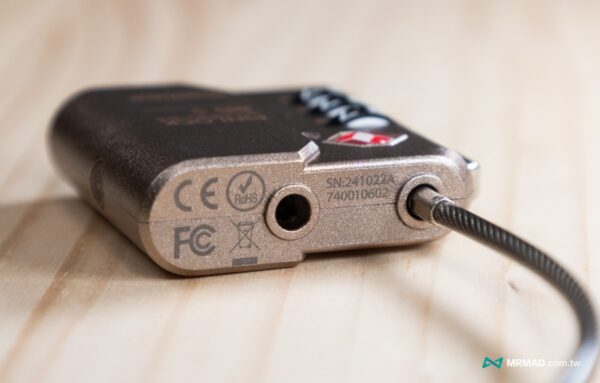 Momax GPS定位追蹤器開箱評價，整合蘋果尋找和防窺萬用鎖功能 - 瘋先生